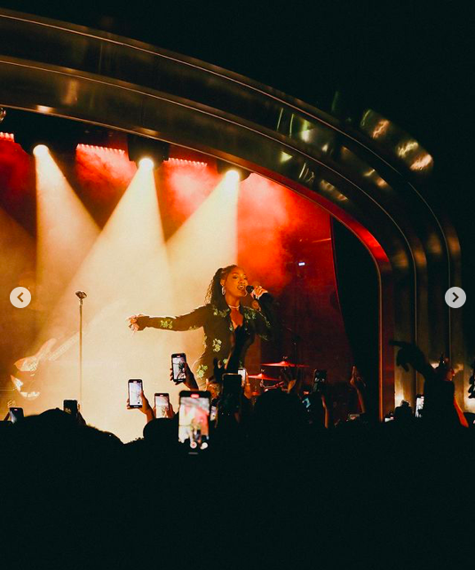 Singer, Tems: Biography, Age, Parents, Boyfriend, Net Worth and Source ...