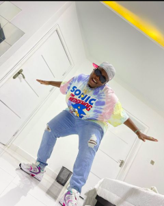 Teni the Entertainer: Biography, Age, Husband, Children, Net Worth and ...