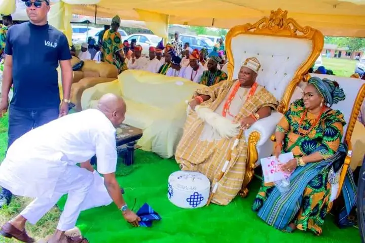 Who is Oba Joseph Oloyede? Biography, Age, Wife, Children, Career, his ...